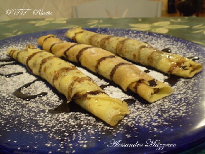 Crepes alla Nutella Ricetta | Crepes alla Nutella - PTT Ricette